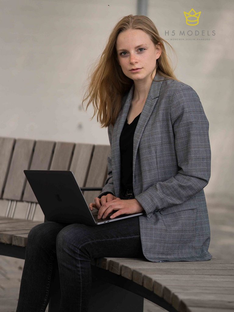 Hannah M. – H5 Models – München, Berlin, Hamburg